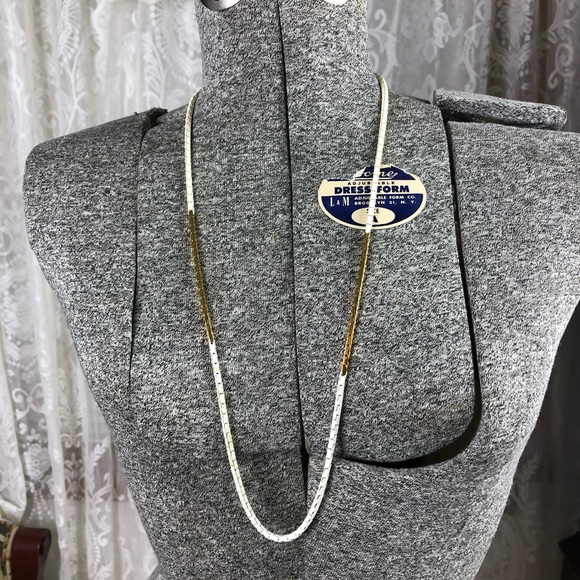 Vintage | Jewelry | Vintage Monet Box Chain Gold Tone White Enamel ...